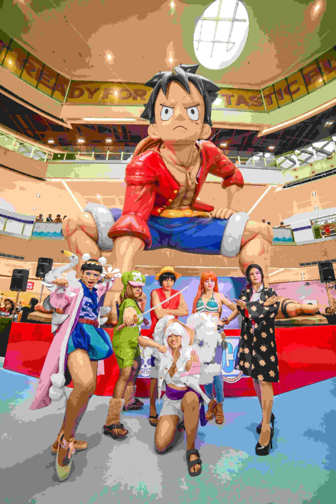 21-ft Tall Straw Hat Luffy sets sail to SM North EDSA for Animezing